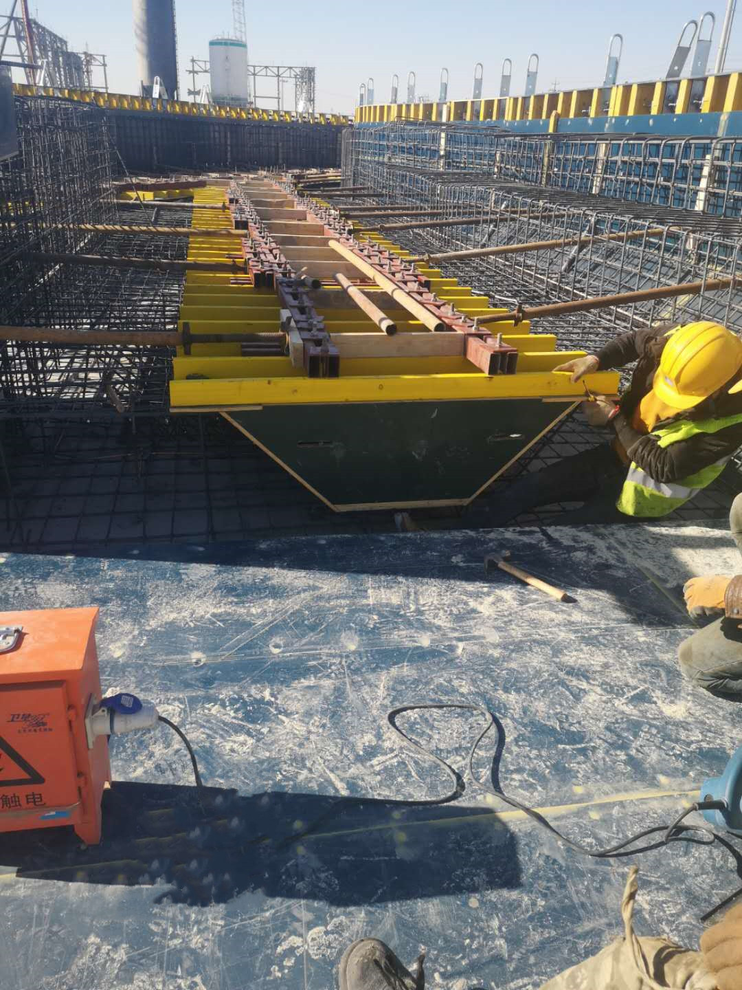 LVL Beam Wood Form Round Wall Water Tank Formwork from China ...